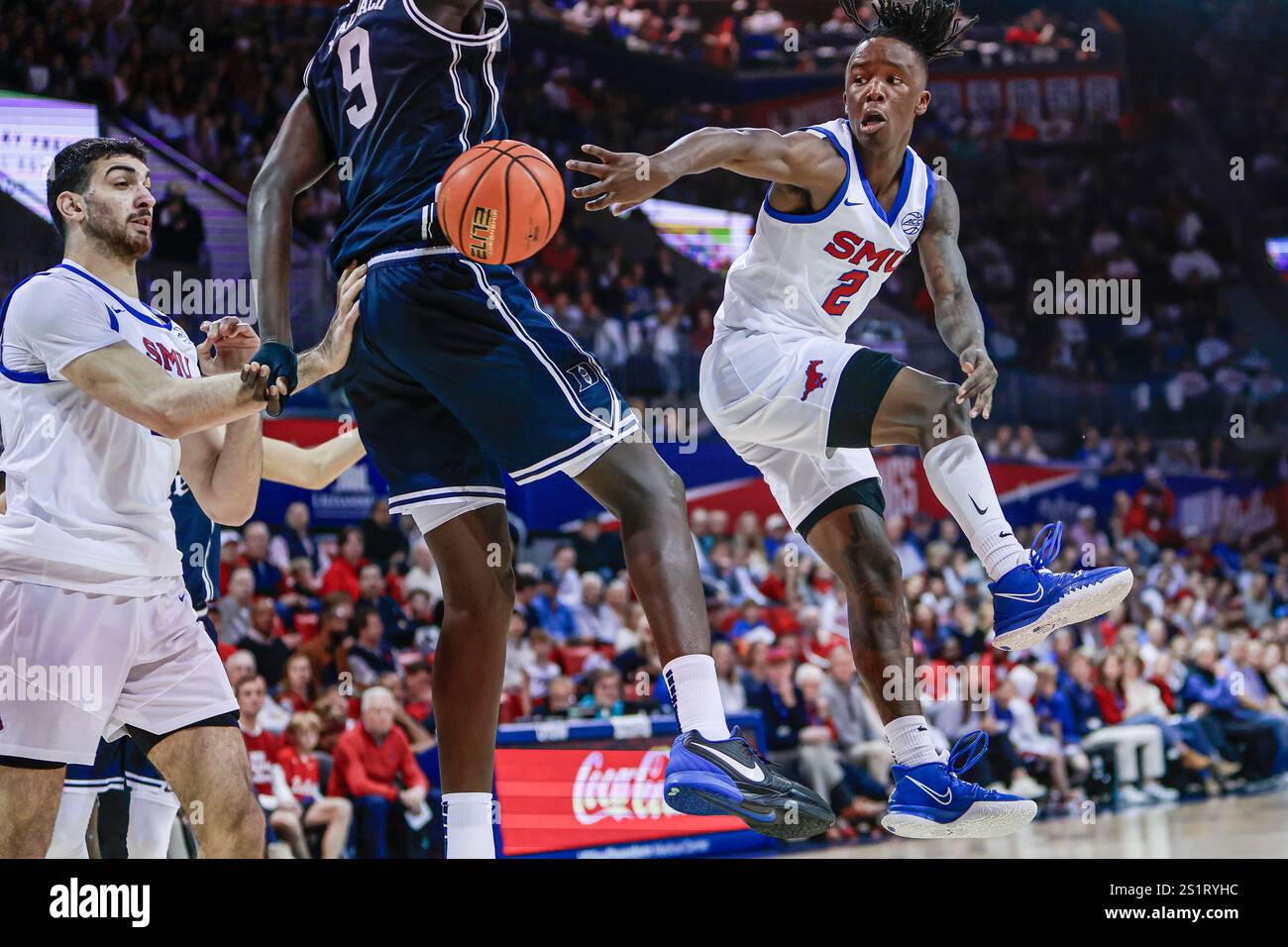 Dallas, Texas, USA. 4th Jan, 2025. Southern Methodist Mustangs guard ...