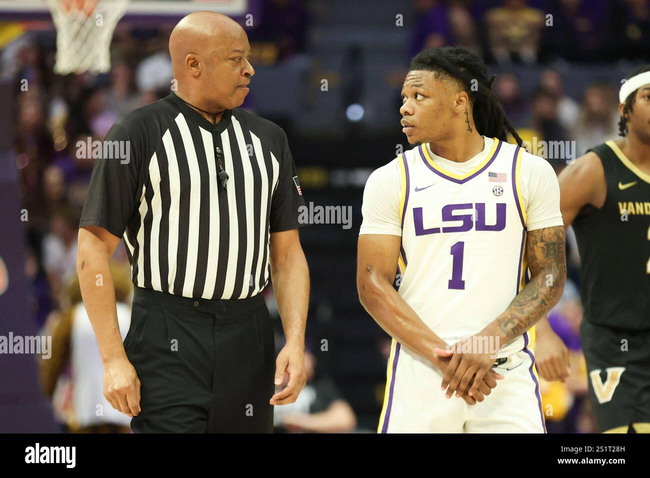 Baton Rouge, United States. 04th Jan, 2025. LSU Tigers guard Jordan ...