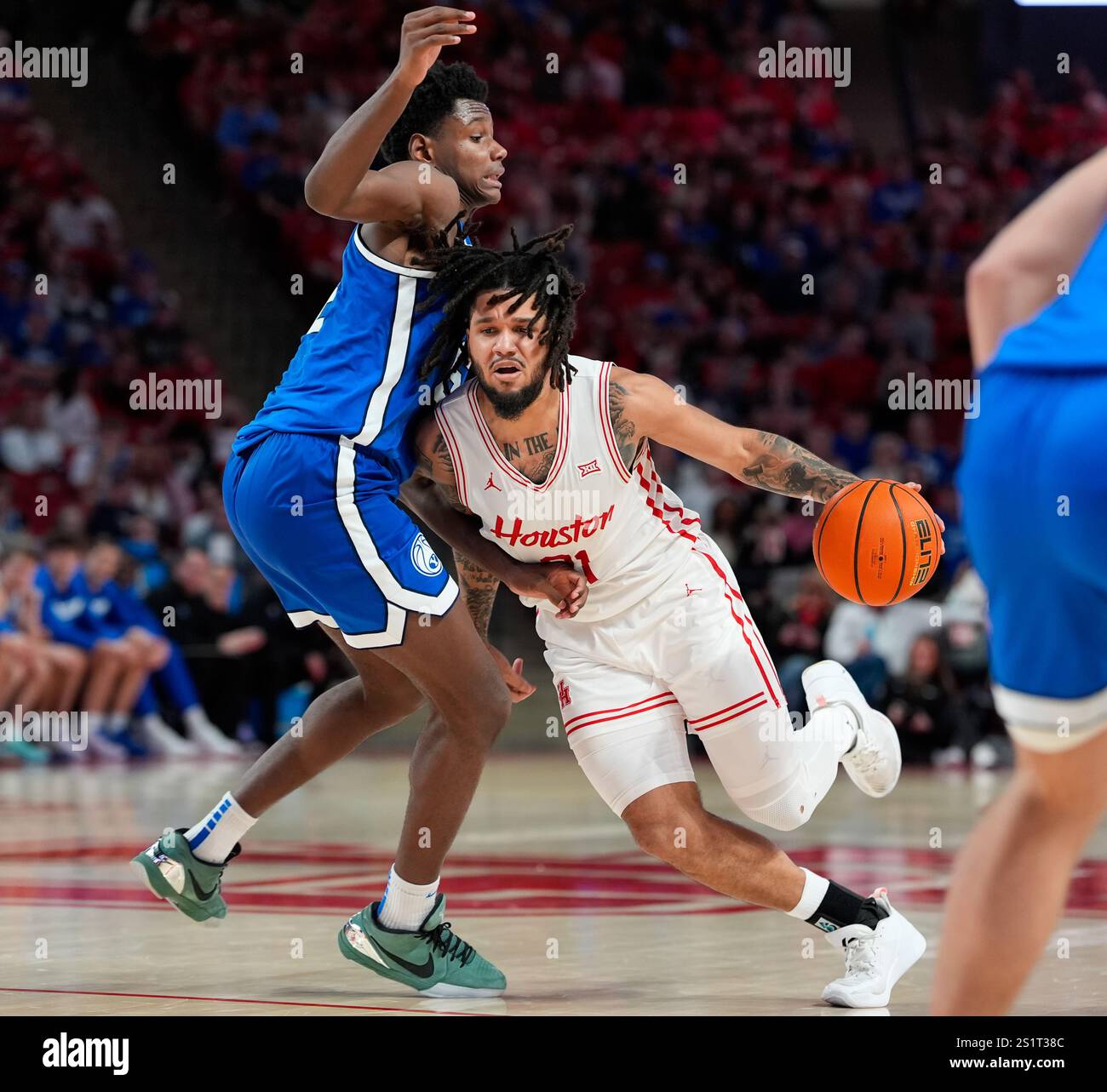 Houston, Texas, USA. 4th Jan, 2025. Houston guard EMANUEL SHARP (21 ...