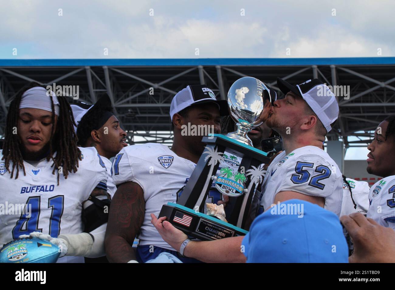 The University of Buffalo Bulls win the 2025 Bahamas Bowl Football ...