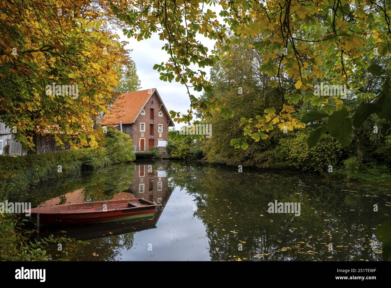Historic watermill, Duestermuehle on the River Dinkel, Legden ...