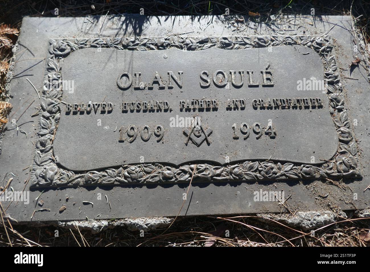 Los Angeles, California, USA 2nd January 2025 Actor Alan Soule Grave in ...