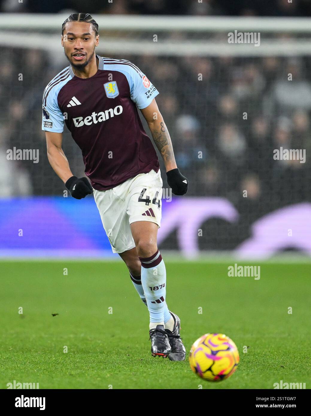 Boubacar Kamara of Aston Villa in action during the Premier League ...