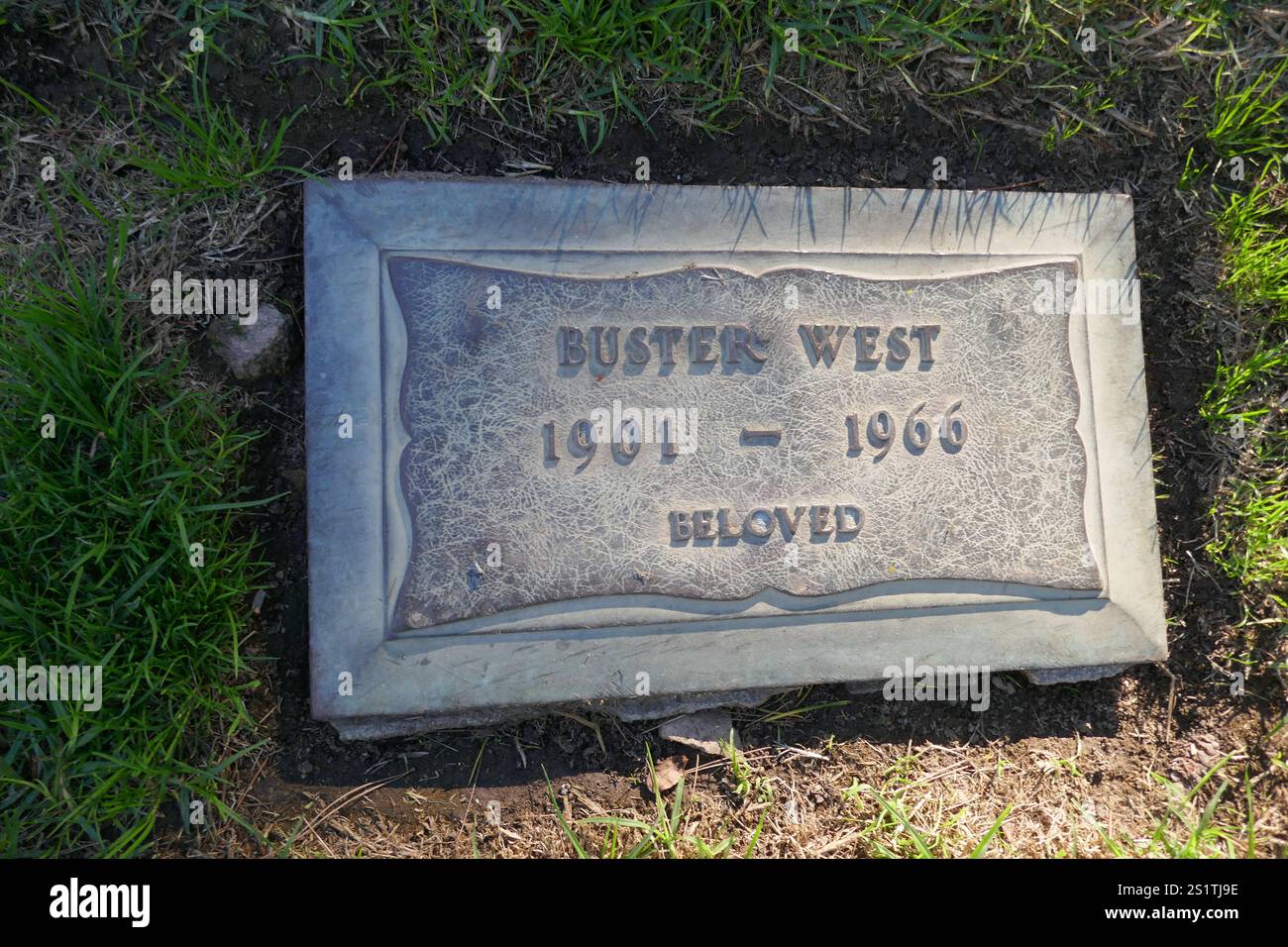 Los Angeles, California, USA 2nd January 2025 Actor Buster West Grave in Enduring Faith at ...