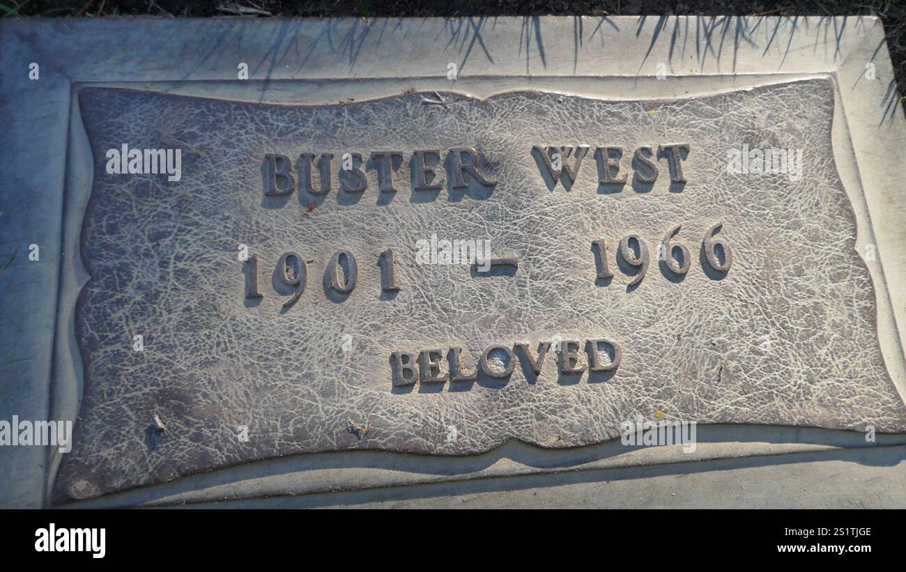 Los Angeles, California, USA 2nd January 2025 Actor Buster West Grave ...