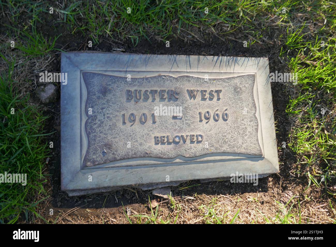Los Angeles, California, USA 2nd January 2025 Actor Buster West Grave in Enduring Faith at ...