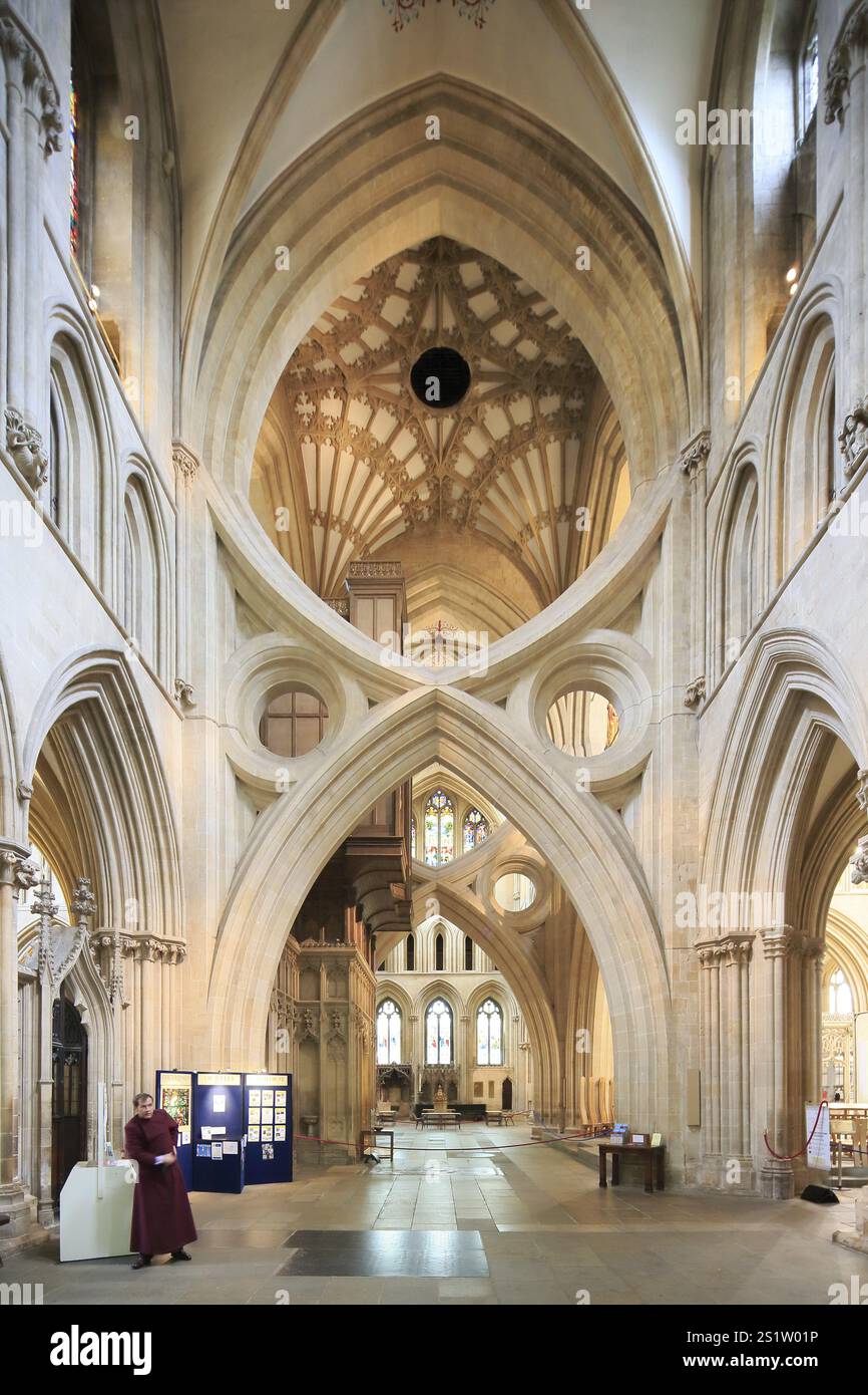Transept with scissor arches, St Andrew of Wells Cathedral, Somerset ...
