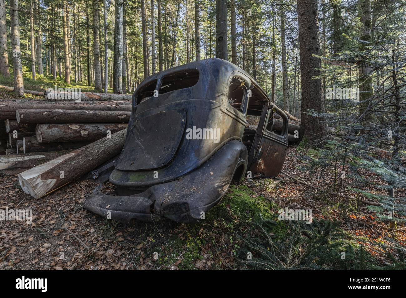 Wrecked car Hudson Terraplane K Tourer Sedan built in 1935 that has ...