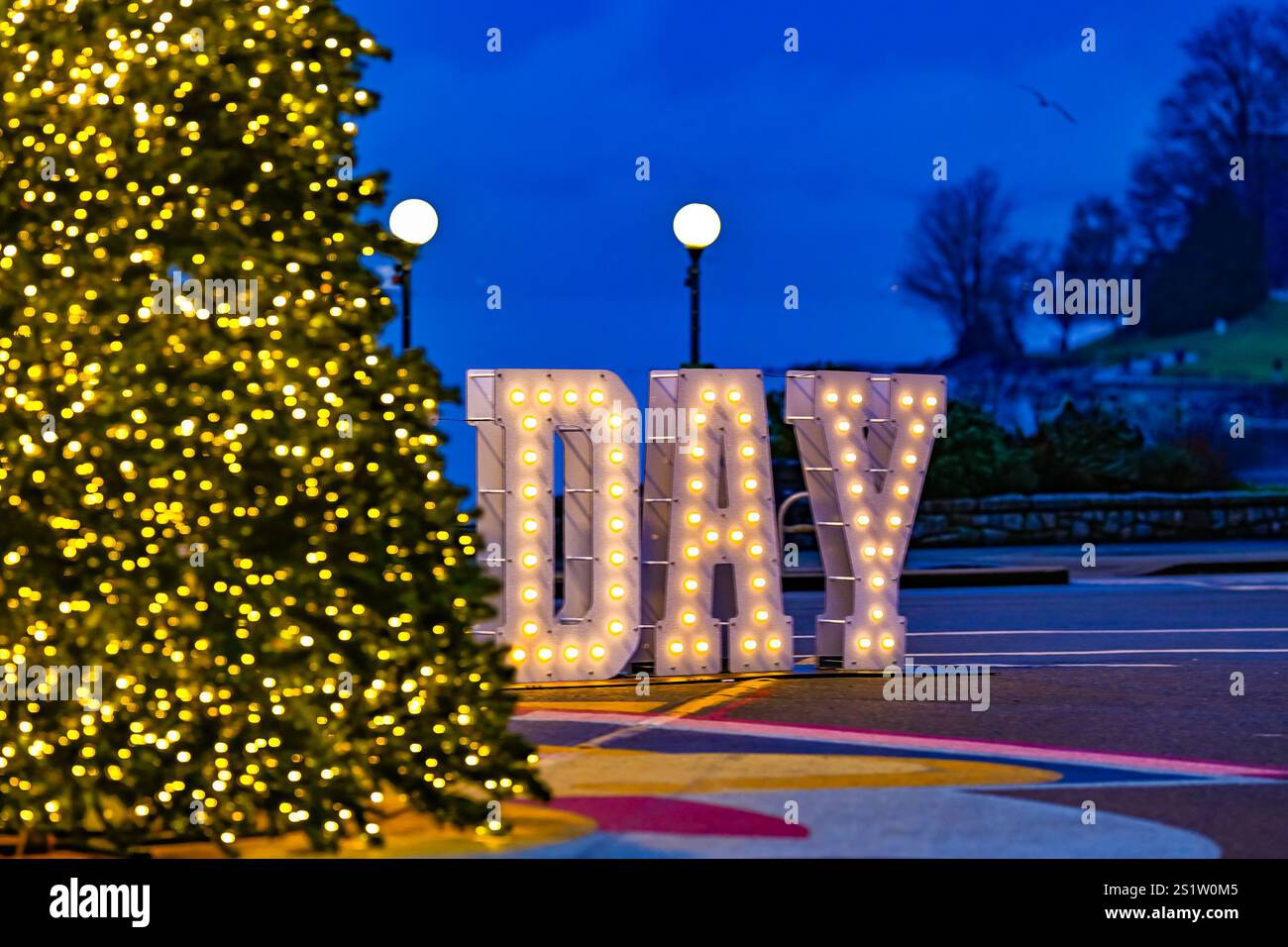 Large Led Light up Letters, spelling Day, Vancouver, British Columbia ...