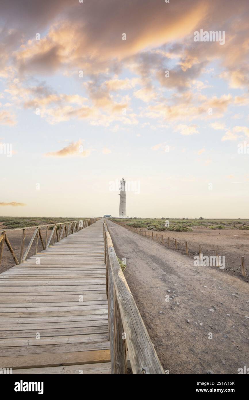 Shot buildings in nature hi-res stock photography and images - Alamy