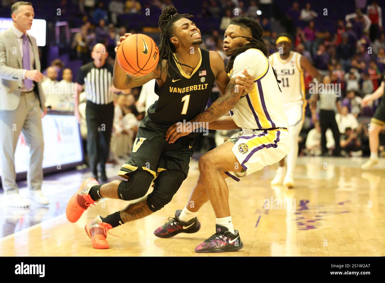 Baton Rouge, United States. 04th Jan, 2025. Vanderbilt Commodores guard ...