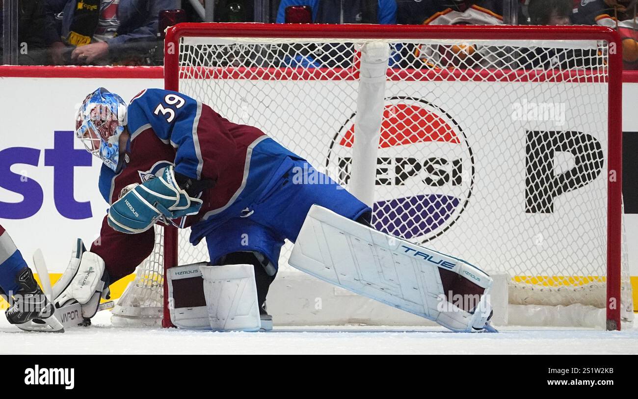 Colorado Avalanche goaltender Mackenzie Blackwood stops a shot in the ...