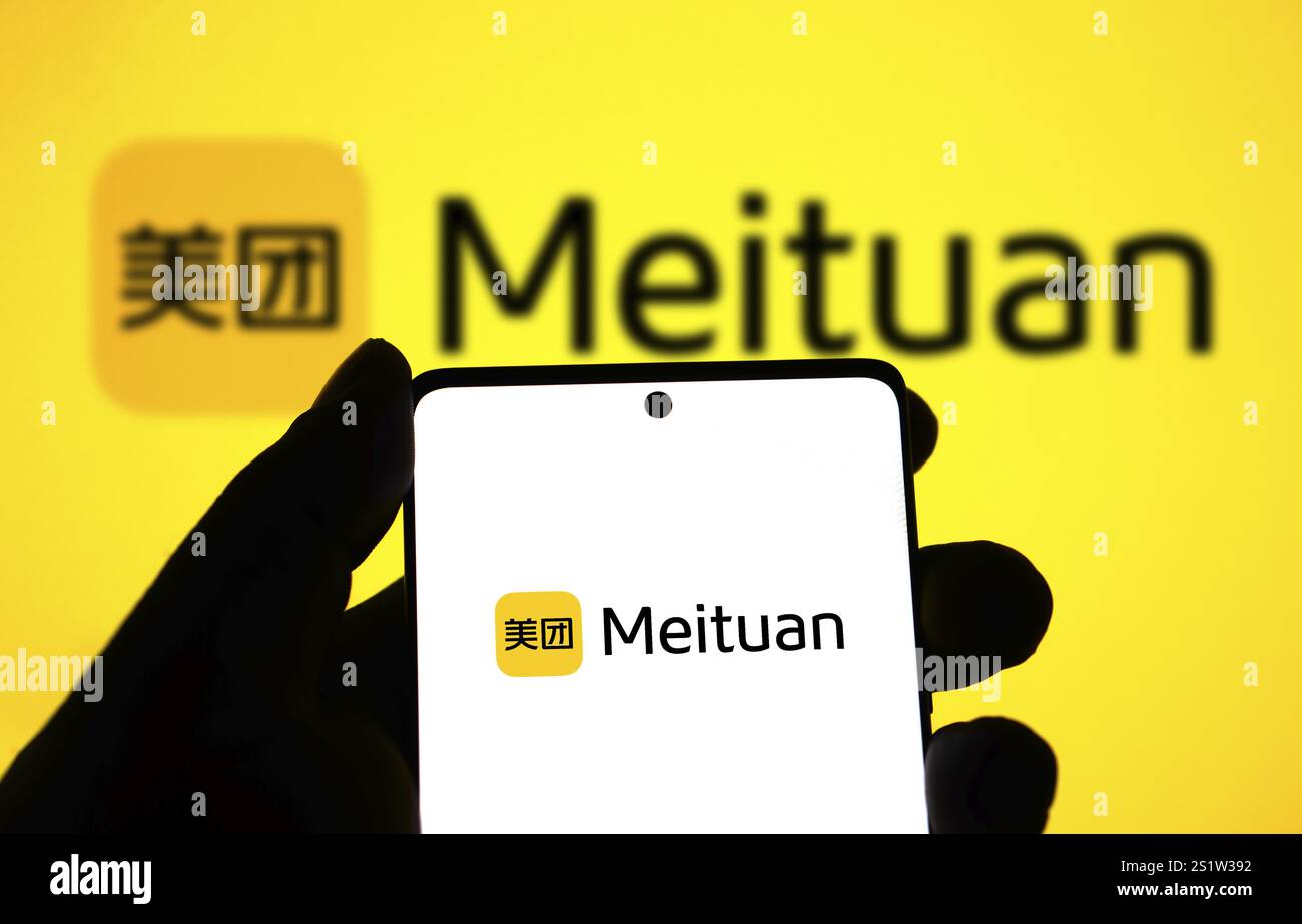 Meituan logo on phone screen stock image Stock Photo - Alamy