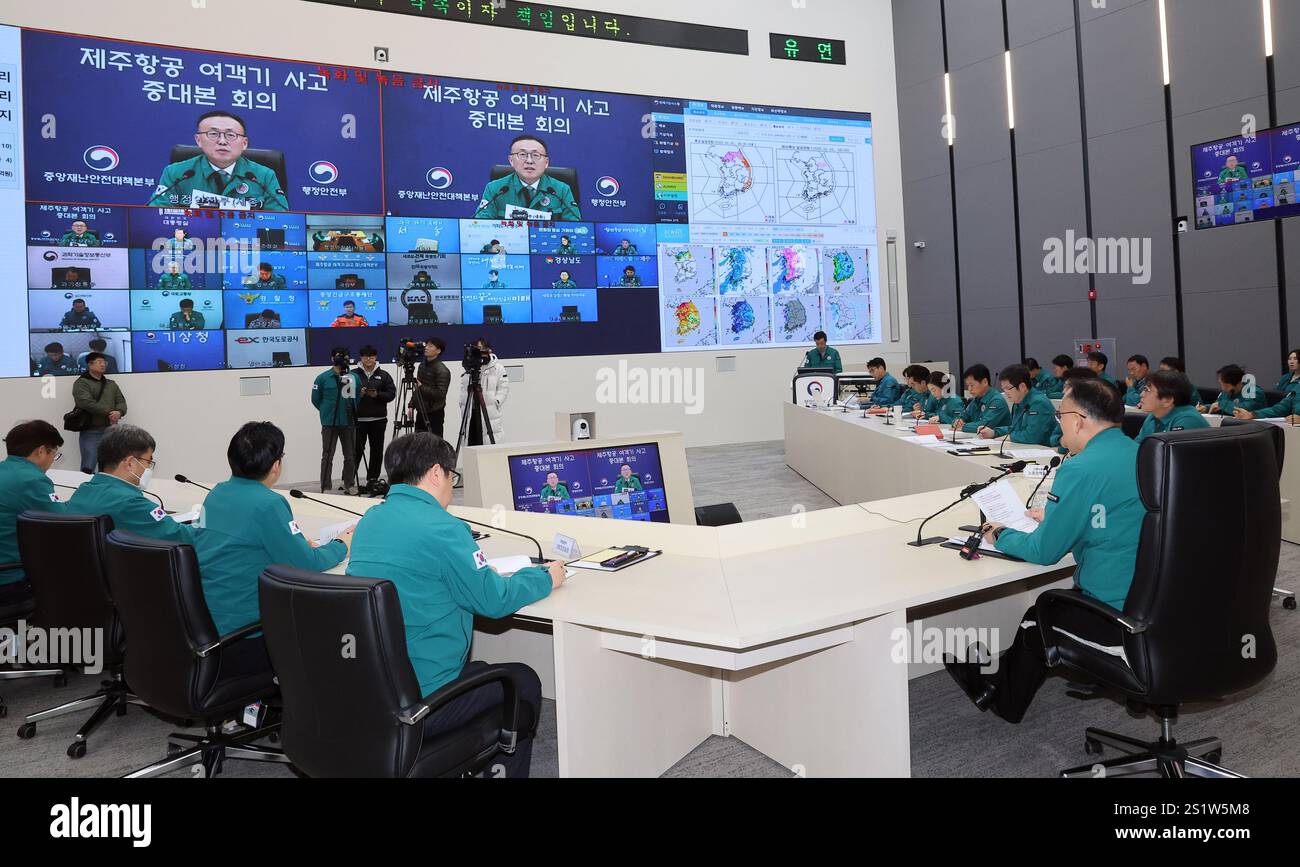 Plane crash countermeasures Government officials participate in a ...