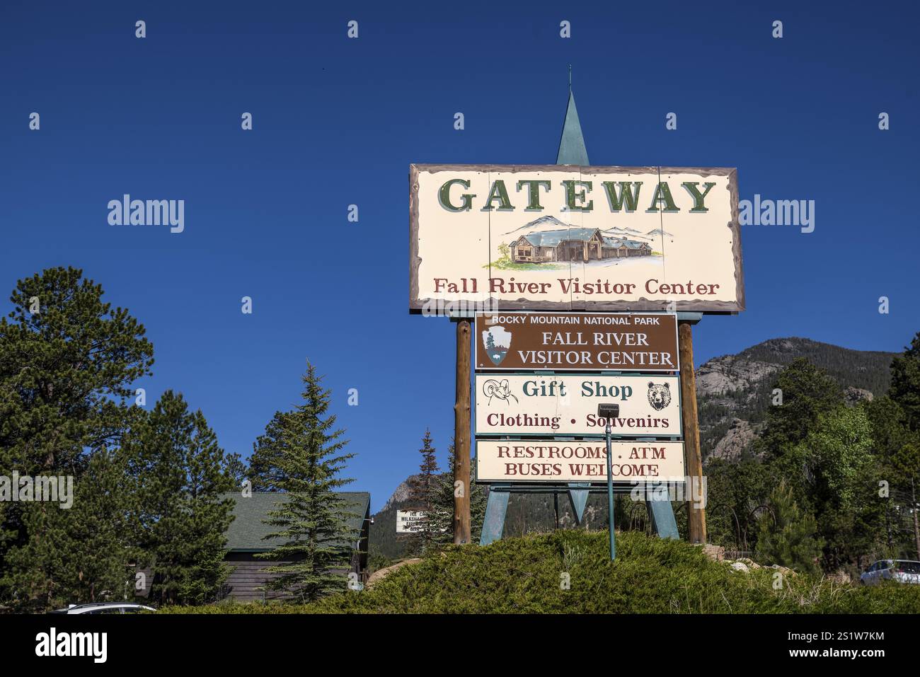 Rocky Mountains National Park Gateway sign at the Fall River Visitor ...
