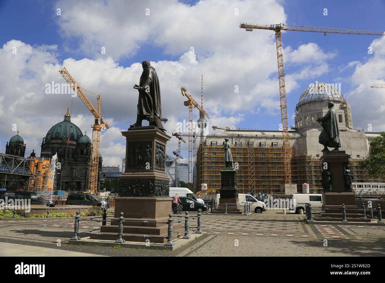 Construction site for the reconstruction of the Berlin Palace, Humbold ...