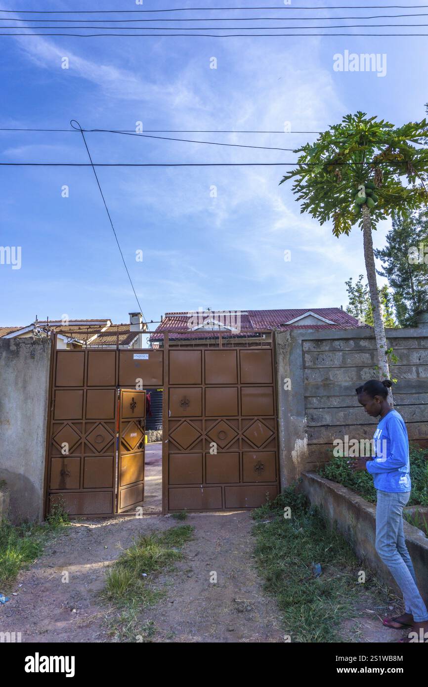 Nairobi street view people hi-res stock photography and images - Alamy