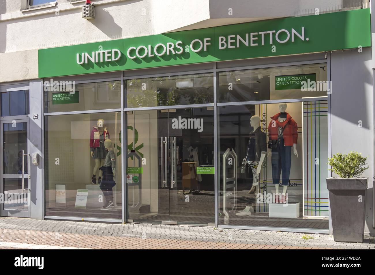 Benetton factory hi-res stock photography and images - Alamy