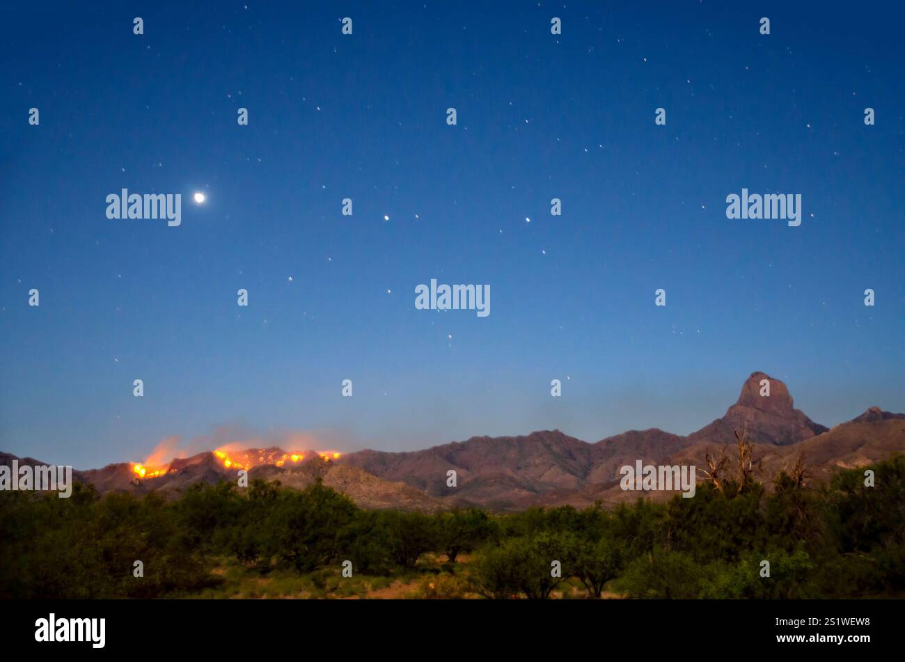 Forest fire in the Baboquivari mountains in Southern AZ Stock Photo - Alamy