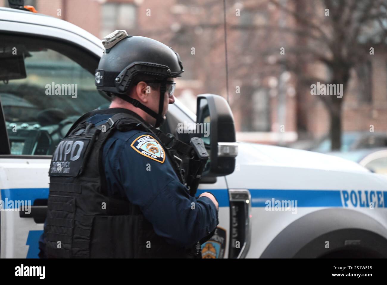 New York City Police Department Emergency Service Unit on the scene of ...