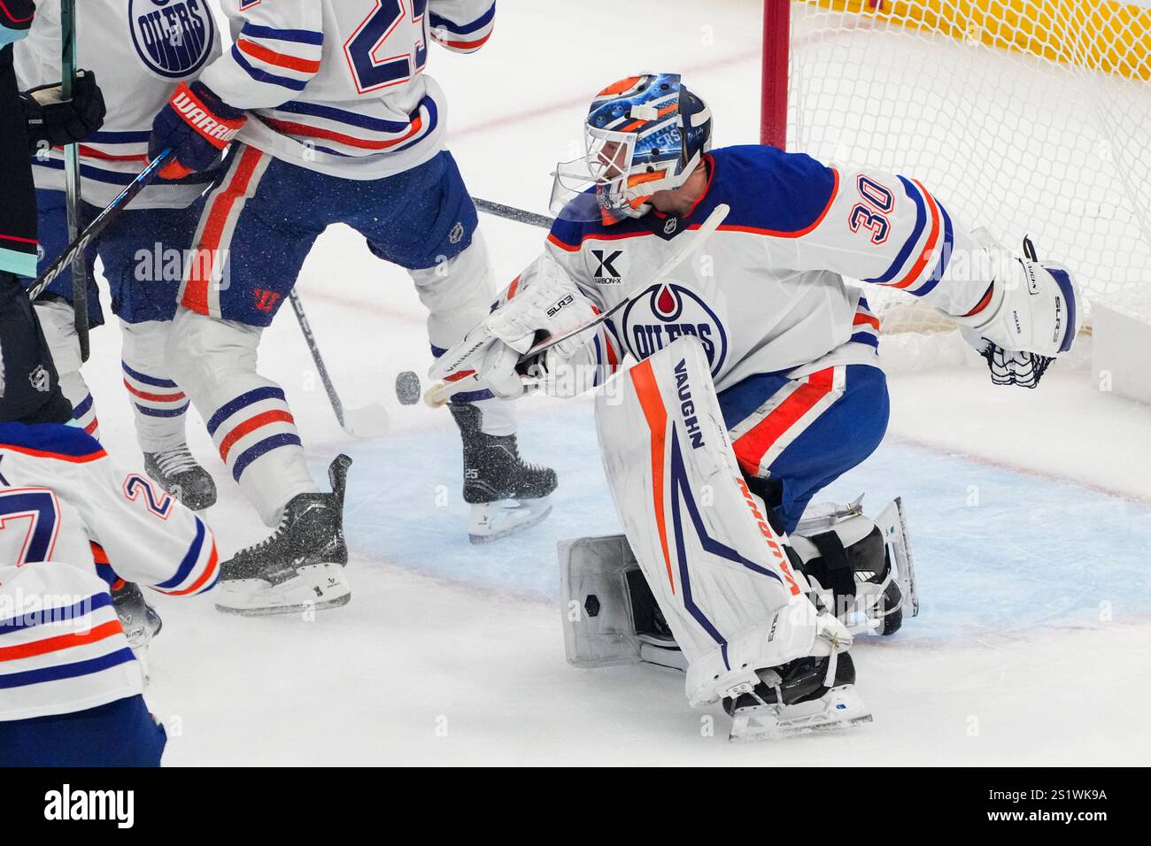 Edmonton Oilers goaltender Calvin Pickard (30) blocks a shot by the ...