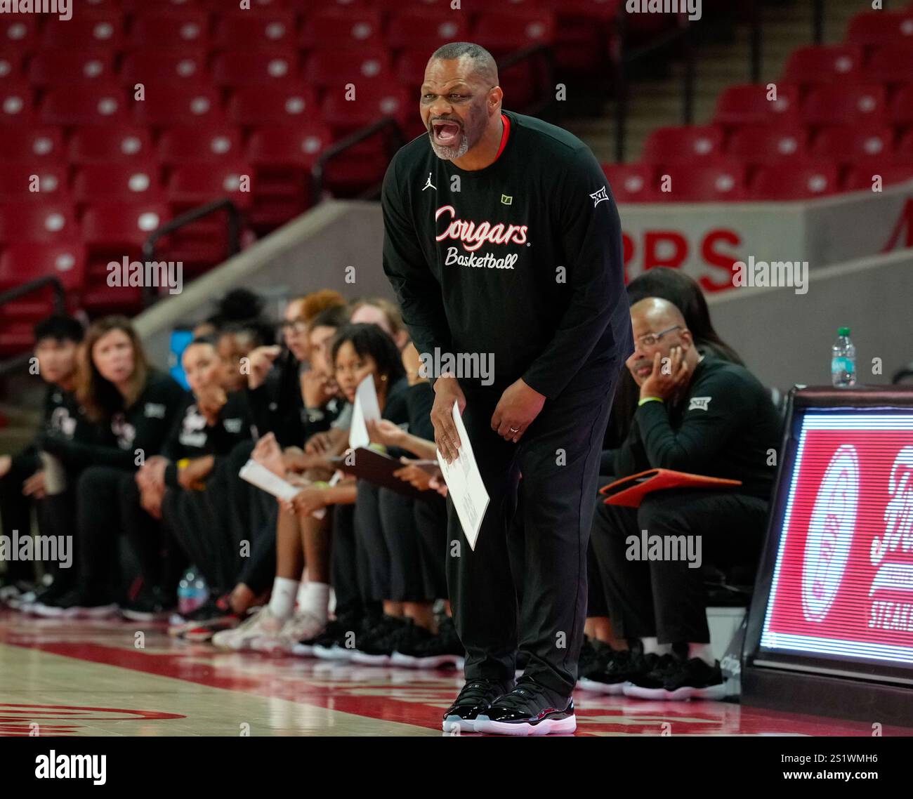 Houston, Texas, USA. 4th Jan, 2025. Houston head coach RONALD HUGHEY ...