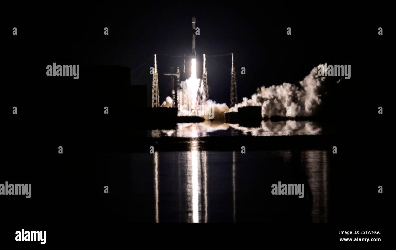 Cape Canaveral, Florida, USA. 3rd Jan, 2025. A SpaceX Falcon 9 rocket ...