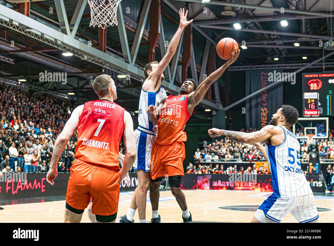 Chemnitz, Deutschland 04. Januar 2025: 1.BBL - 2024/2025 - Niners ...