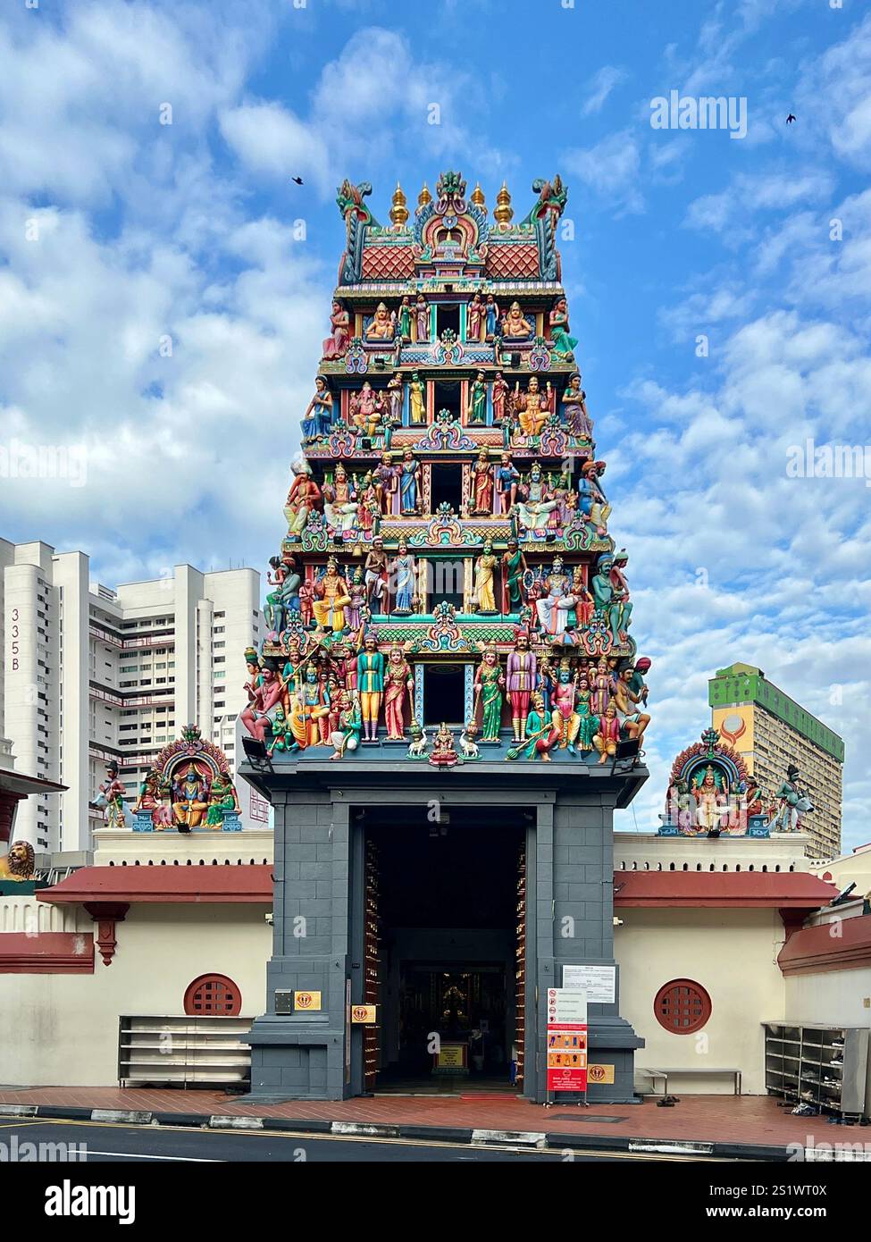Sri Mariamman Temple Stock Photo - Alamy