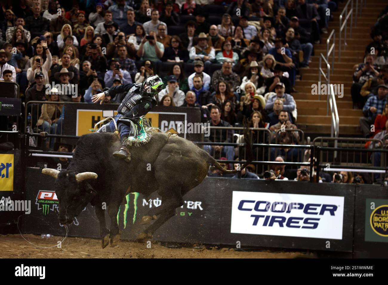 New York, USA. 04th Jan, 2025. Jose Vitor Leme rides during PBR's ...
