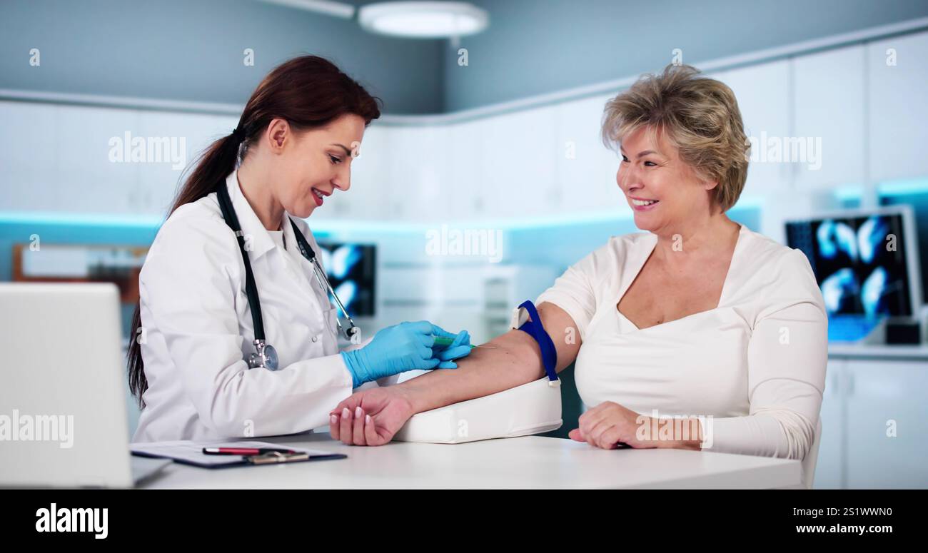 Patient Blood Draw By Doctor. People Donate And Test Stock Photo - Alamy