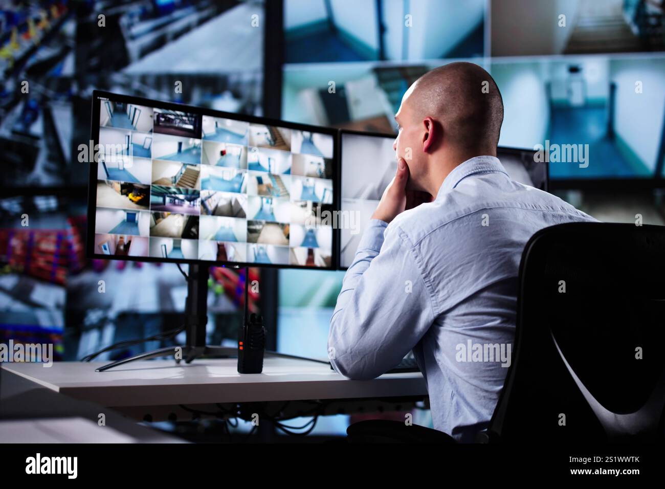 Cctv and surveilance screen hi-res stock photography and images - Alamy