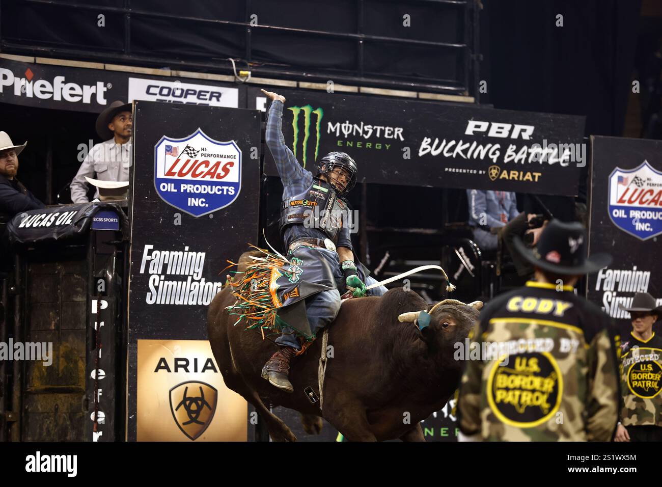 New York, USA. 04th Jan, 2025. Rogiero Venacio rides during PBR's ...