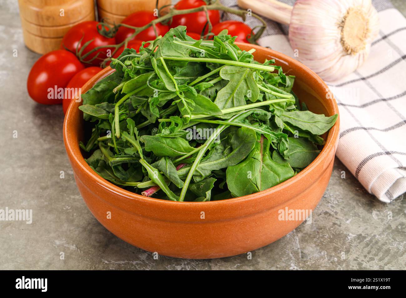 Arugula and spinach mix salad leaves Stock Photo - Alamy