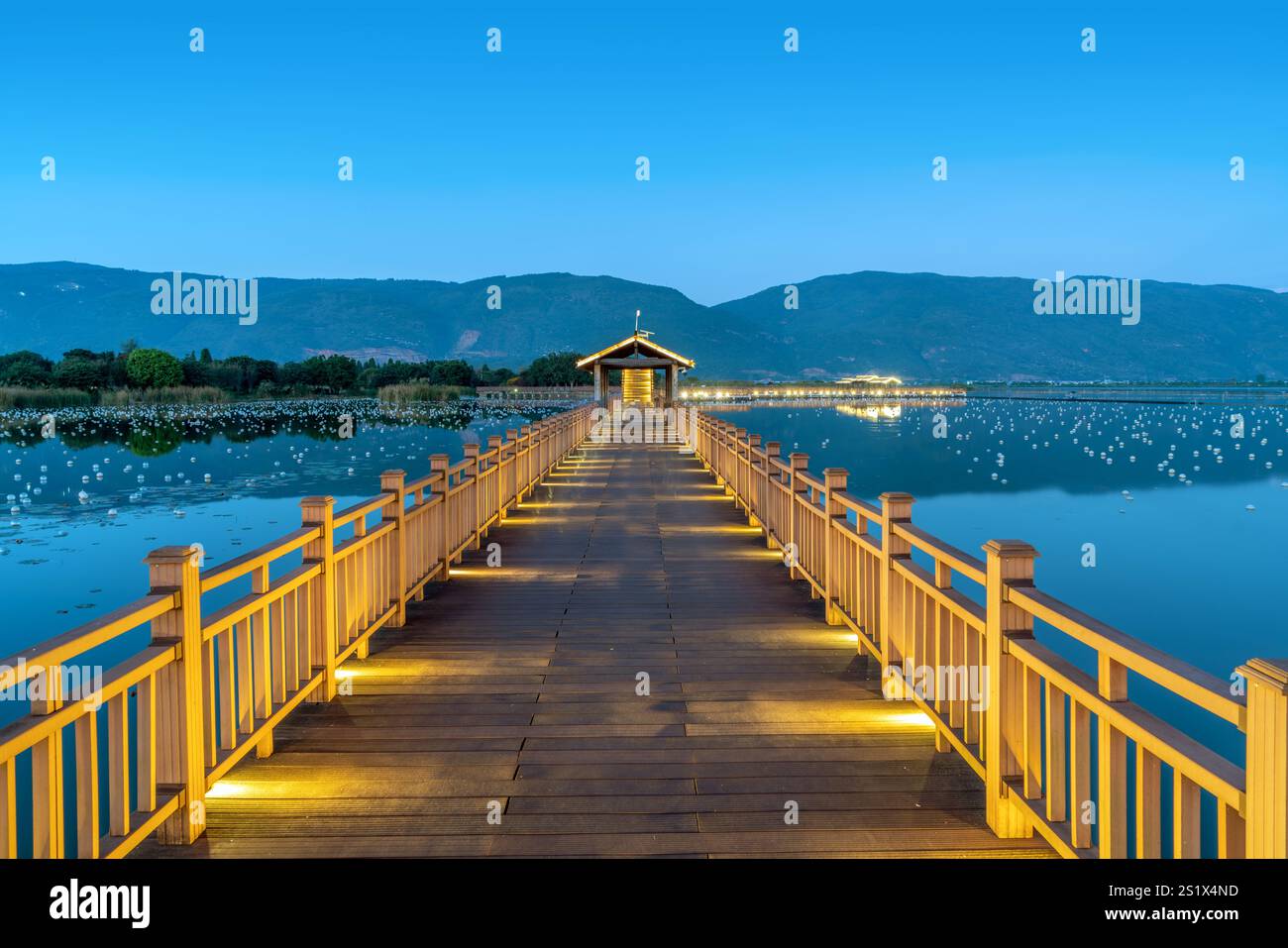Yilong lake hi-res stock photography and images - Alamy