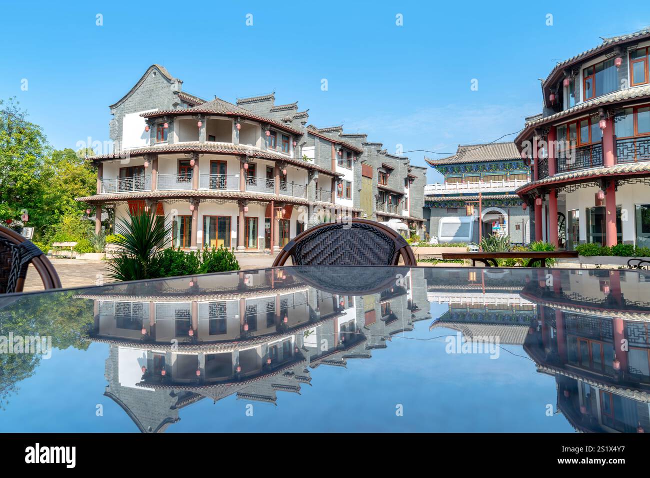 Jiangnan-style historical buildings in Mengzi Rice Noodle Town, Yunnan ...