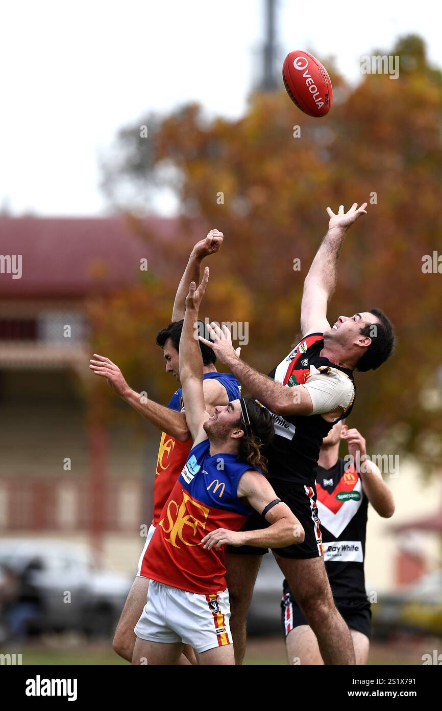 BENALLA, AUSTRALIA 4 May 2024. Australian Rules Football, Goulburn ...