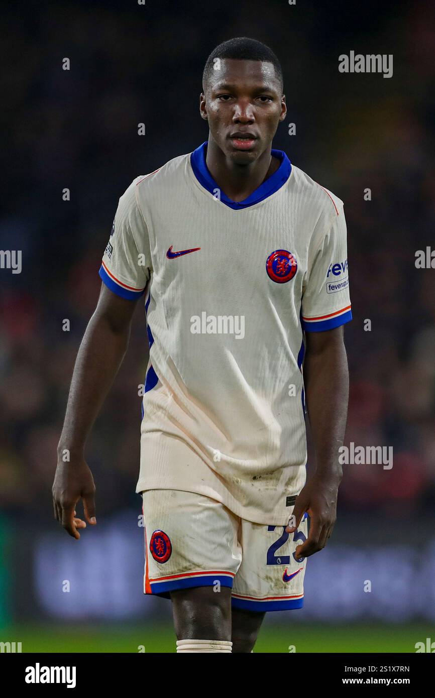 London, UK. 04th Jan, 2025. Chelsea midfielder Moises Caicedo (25 ...