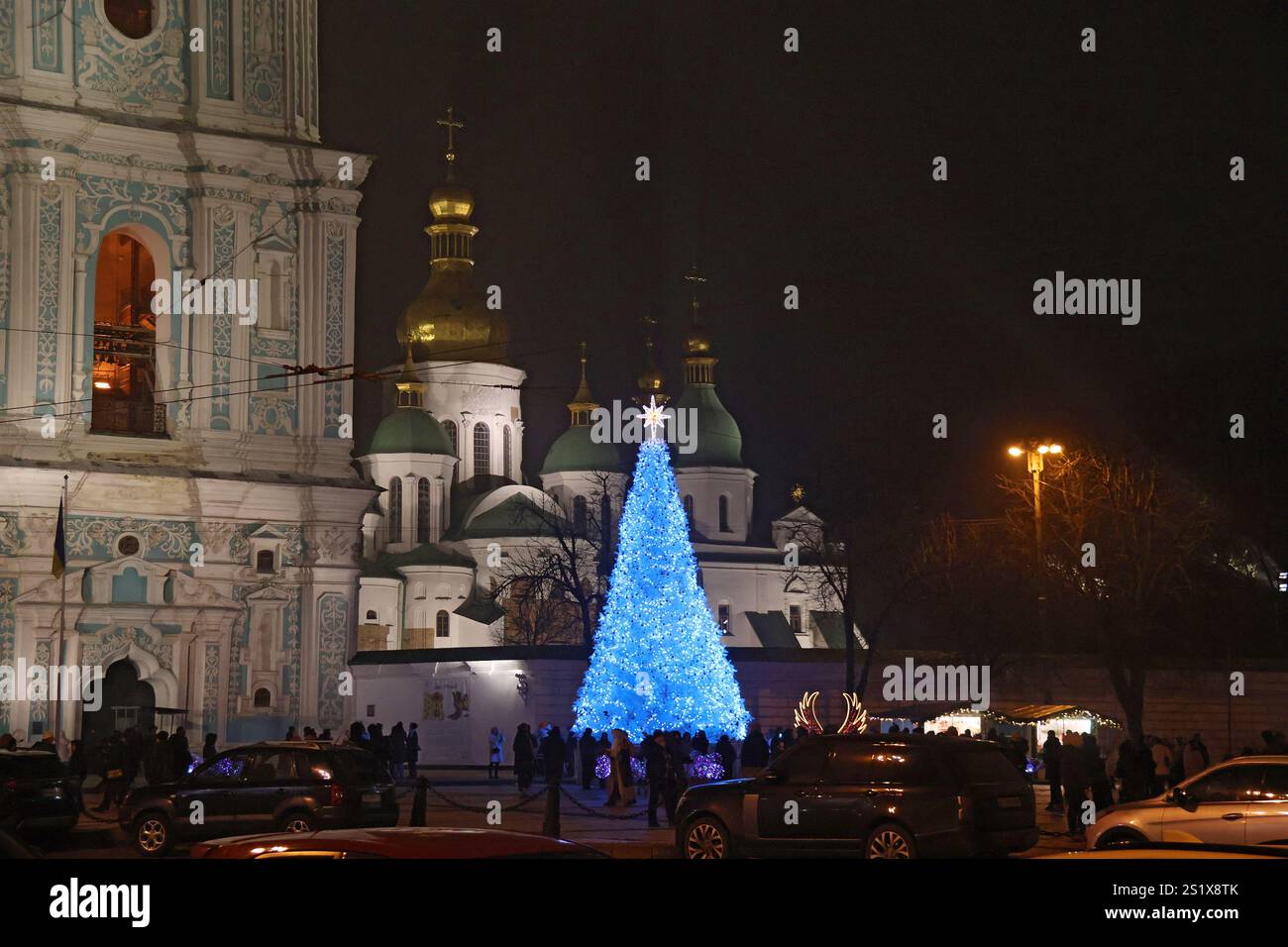 Non Exclusive: KYIV, UKRAINE - DECEMBER 30, 2024 - The main Christmas ...
