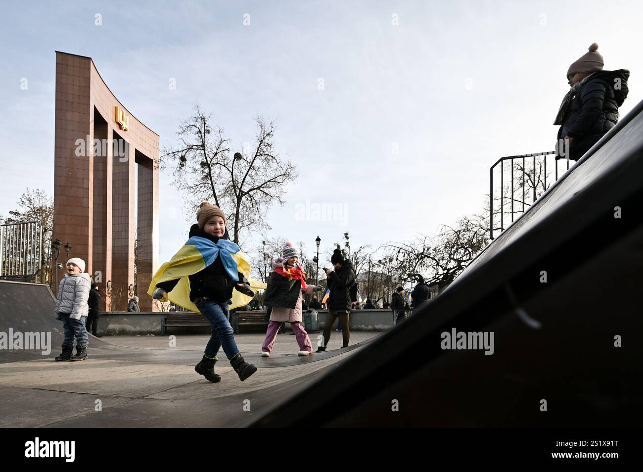 Non Exclusive: LVIV, UKRAINE - JANUARY 1, 2025 - Children play at the ...