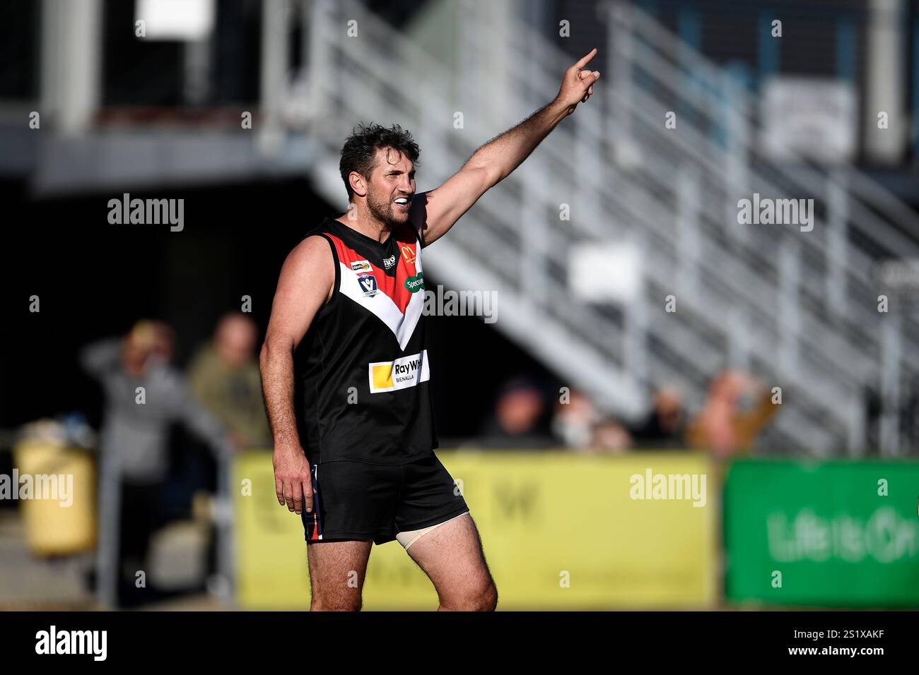 Professional footballer jarrad waite hi-res stock photography and ...