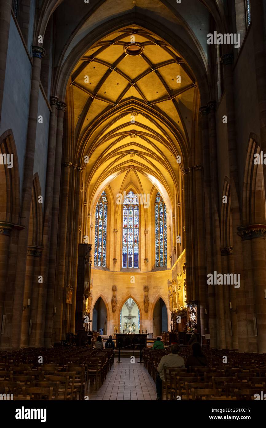 Interior church saint martin hi-res stock photography and images - Alamy