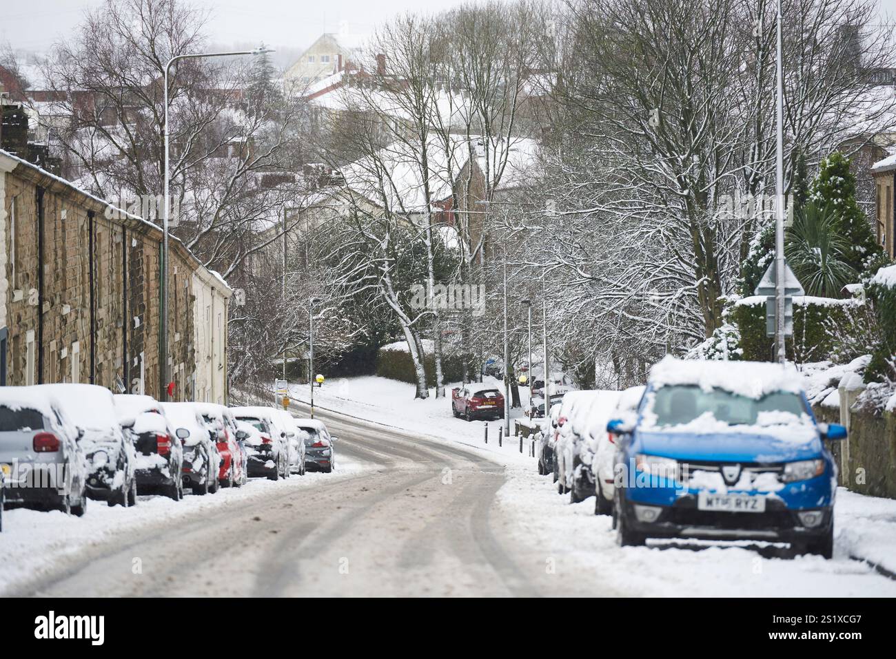 Great Harwood, Lancashire, UK. 5th January, 2025. Snow in Great Harwood ...