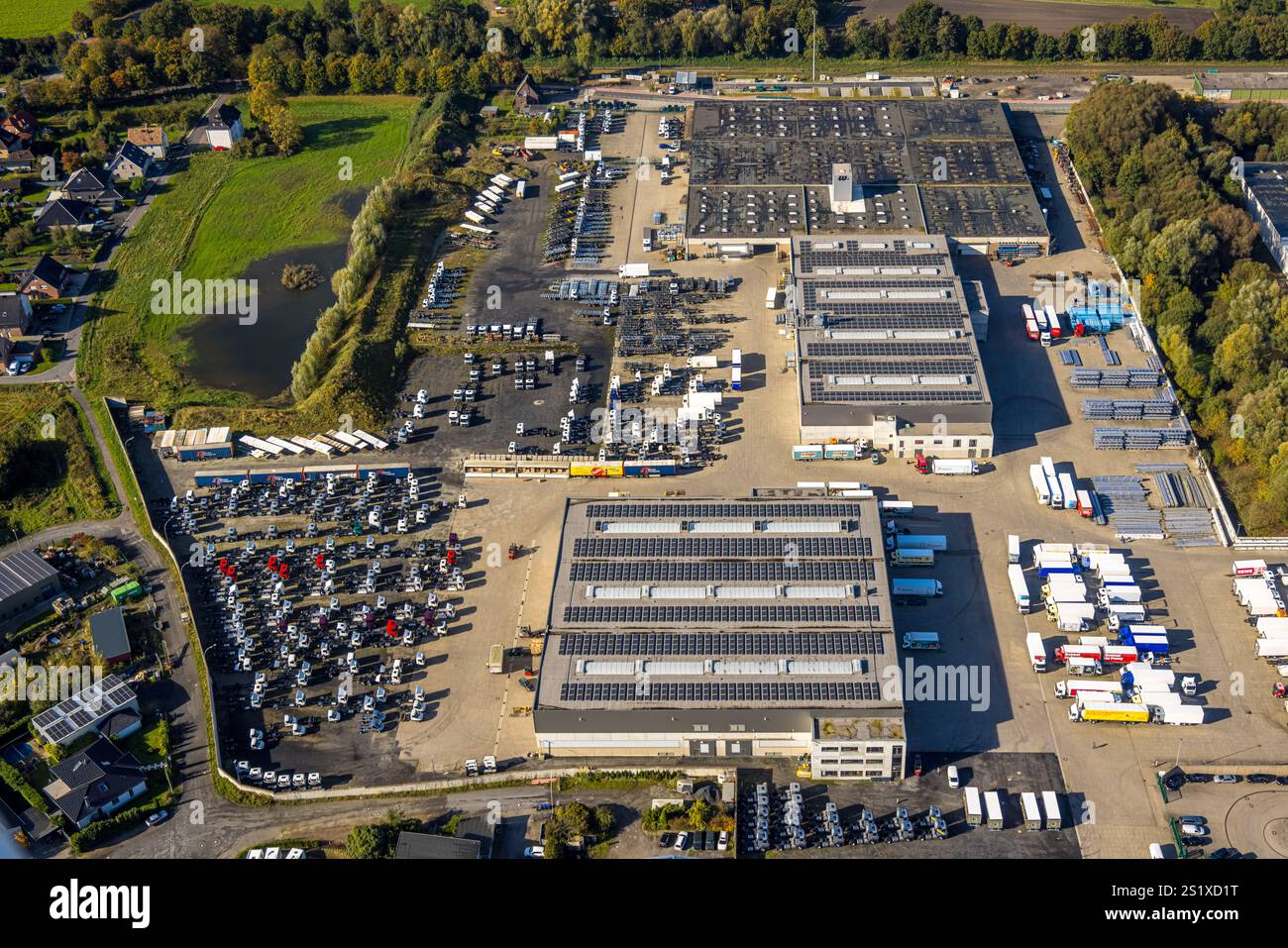 Luftbild, Wüllhorst Fahrzeugbau mit LKW Standplatz, Bork, Selm ...