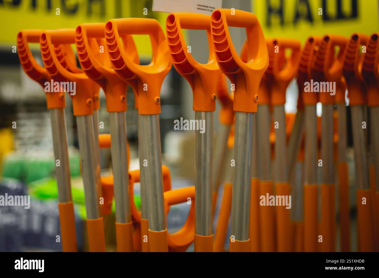 New market hardware hi-res stock photography and images - Alamy