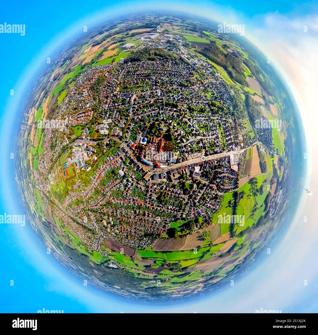 Aerial view, town center Willy-Brandt-Platz district road B236 ...