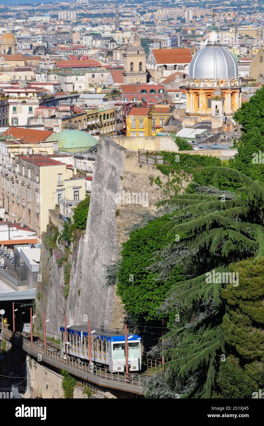 Glimpse of the panorama of Naples with the Montesanto funicular that ...