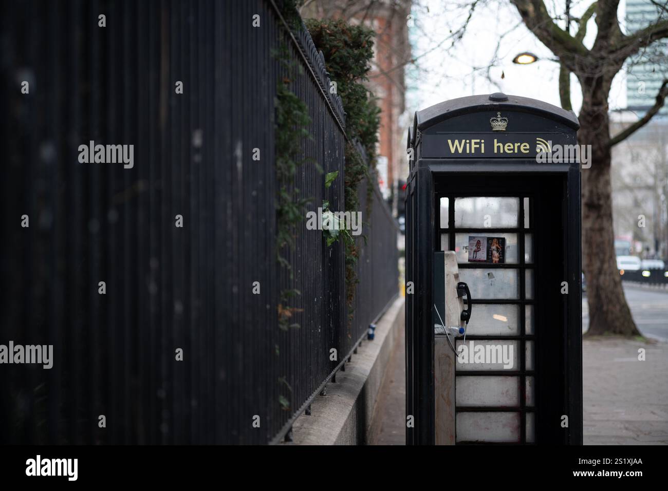 Wifi kiosk, London Stock Photo - Alamy