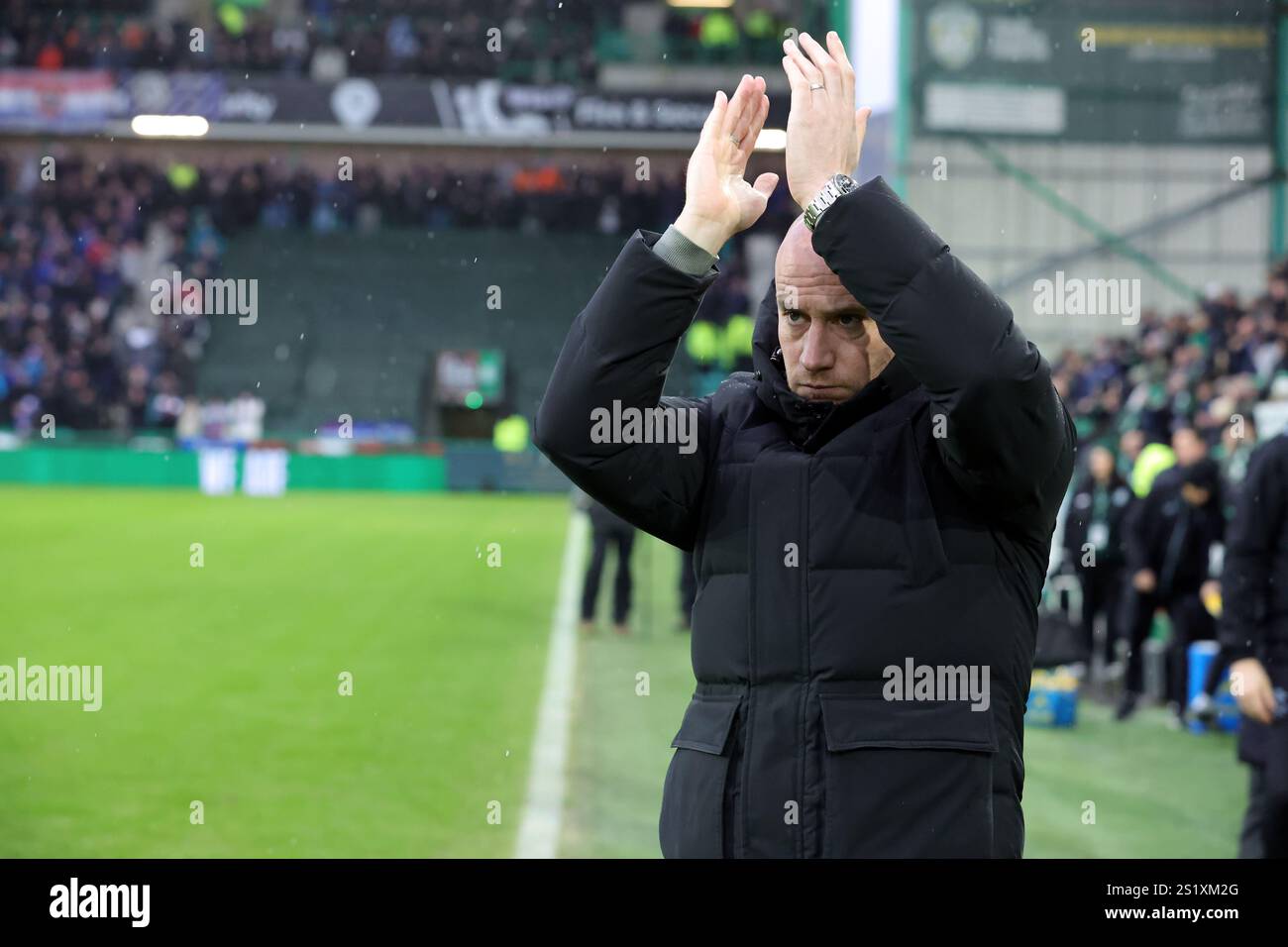 Hibernian manager David Gray during the William Hill Premiership match ...