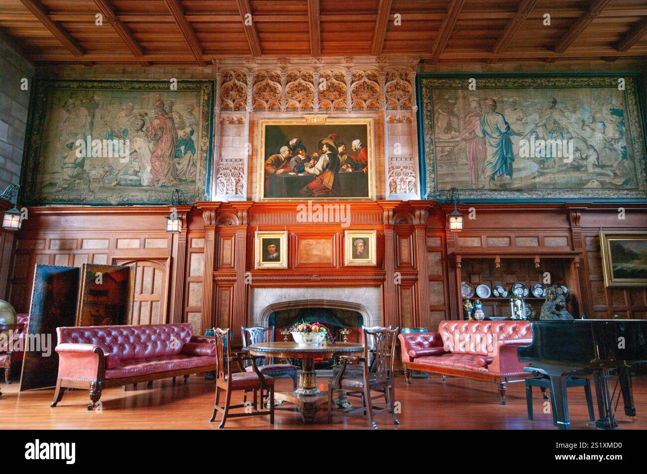 Castle interior england hi-res stock photography and images - Alamy